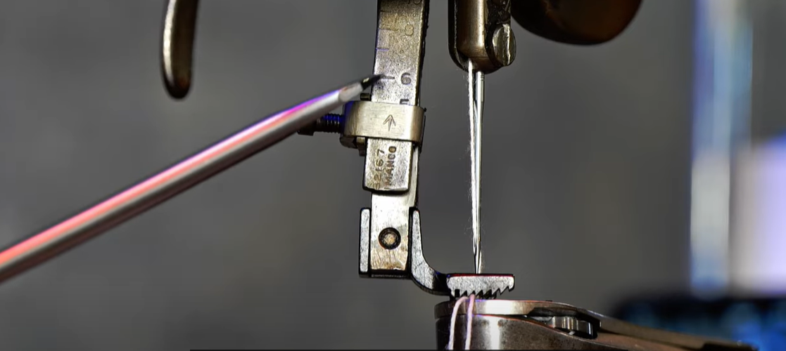 Singer 29-4 Leather Sewing Machine Review - LeatherProfy