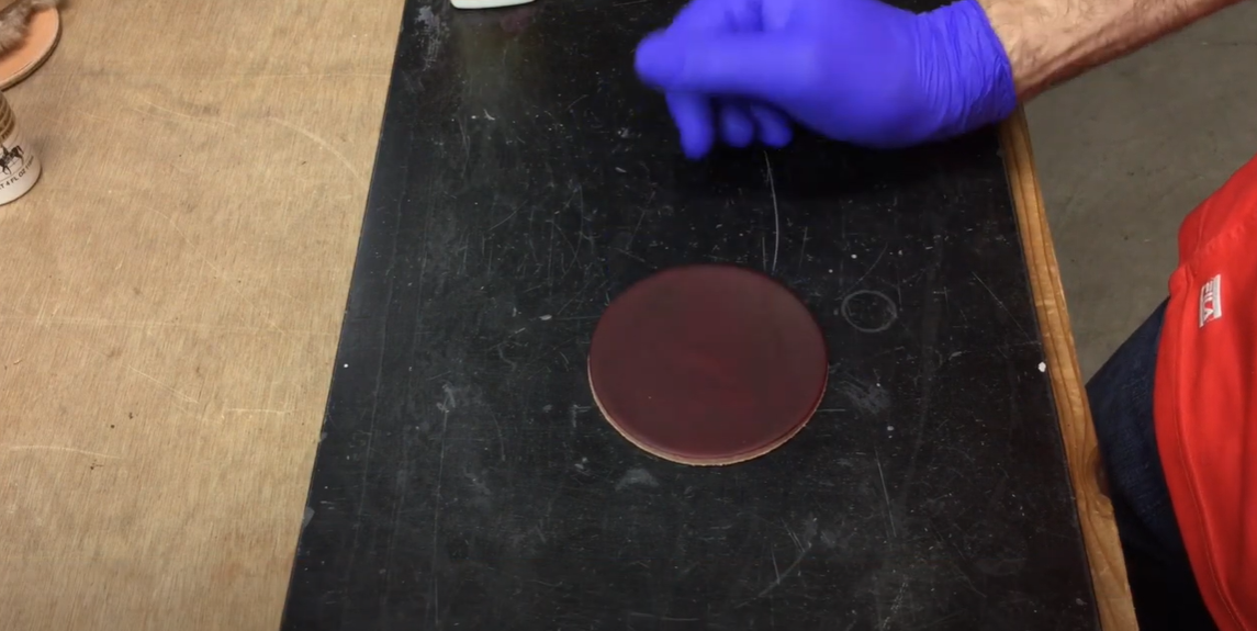 How to Apply Acrylic Resolene on Leather? - LeatherProfy